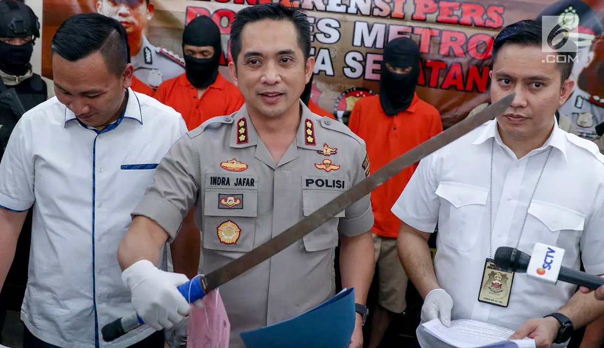 FOTO: Polisi Ringkus Komplotan Begal yang Beraksi di Jakarta - Depok - Foto Liputan6.com