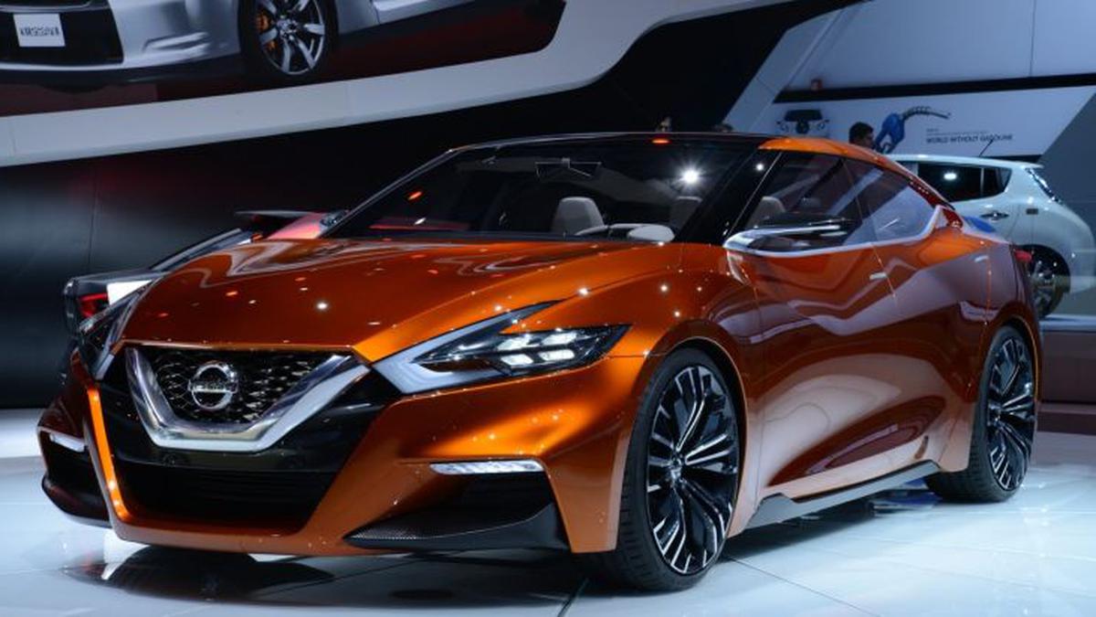 Sportscar Nissan GT-R Bermutasi Jadi Sedan Premium - Otomotif Liputan6.com