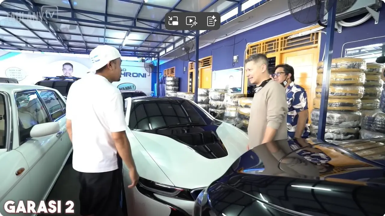 9 Potret Rumah Ahmad Sahroni, Anggota DPR RI yang Dijuluki Crazy Rich Tanjung Priok - ShowBiz ...