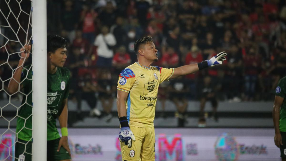 BRI Liga 1: Momen Haru Kiper RANS Nusantara FC Wawan Spiderwan Saat ...