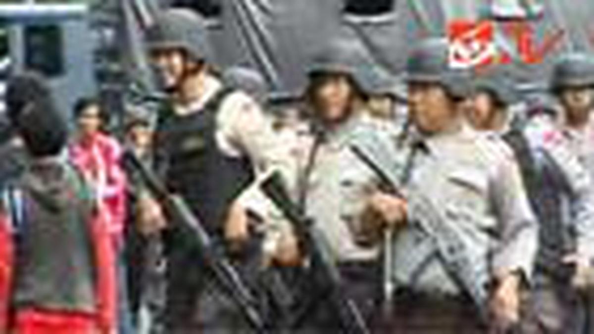 Mobil Barakuda dan Water Cannon Disiagakan - Video Liputan6.com