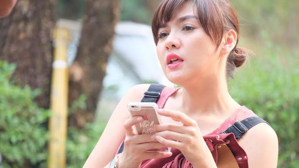 Main Film, Vicky Shu Berguru Pada Ray Sahetapy - ShowBiz Liputan6.com