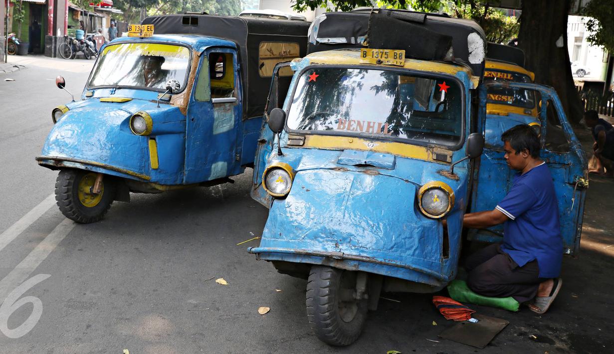 Nasib Bemo yang Tergeser Ojek Online - Foto Liputan6.com