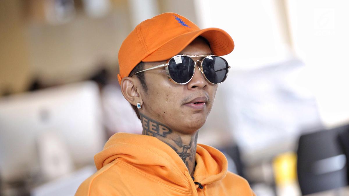 Young Lex Takut Bowo Alpenliebe Lakukan Ini - ShowBiz Liputan6.com