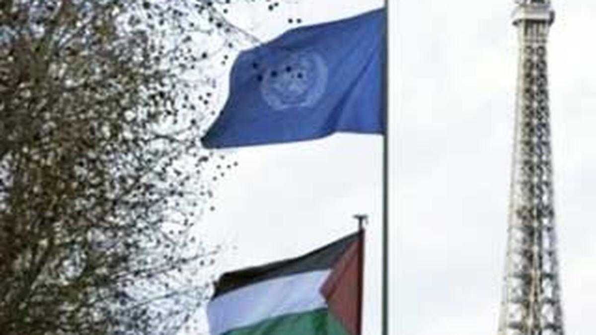 Bendera Palestina Berkibar di Markas UNESCO