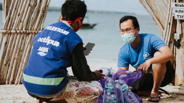 Terobosan dari AQUA, Tinggal Klik Sampah Botol Plastik Langsung ...