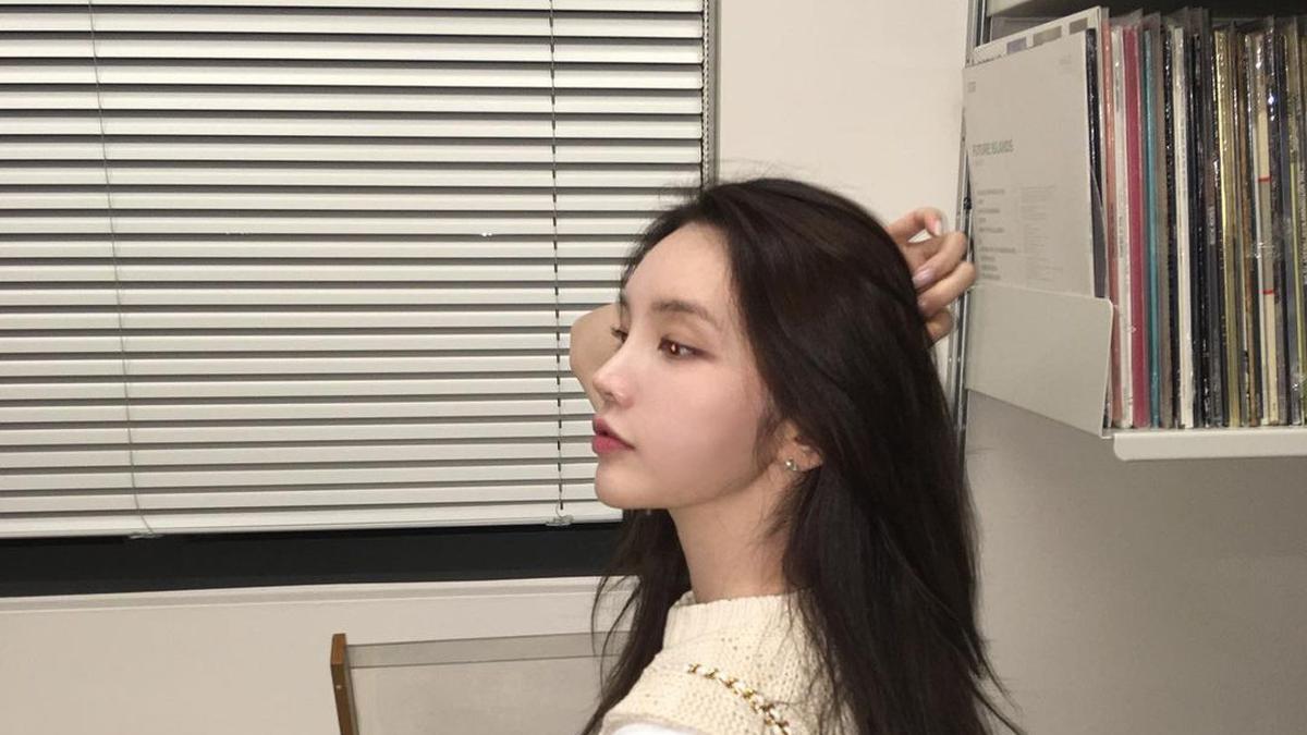 Disebut Pacar Park Seo Joon, Intip Transformasi Wajah Xooos dari Awal ...