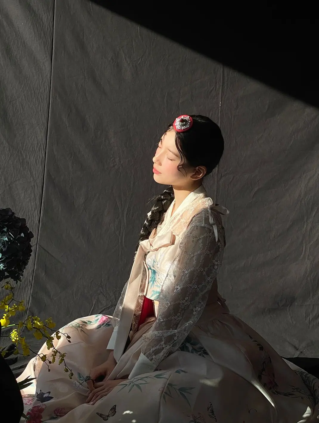 6 Potret Penuh Pesona Bae Suzy Pakai Hanbok Modern, Kecantikannya yang ...
