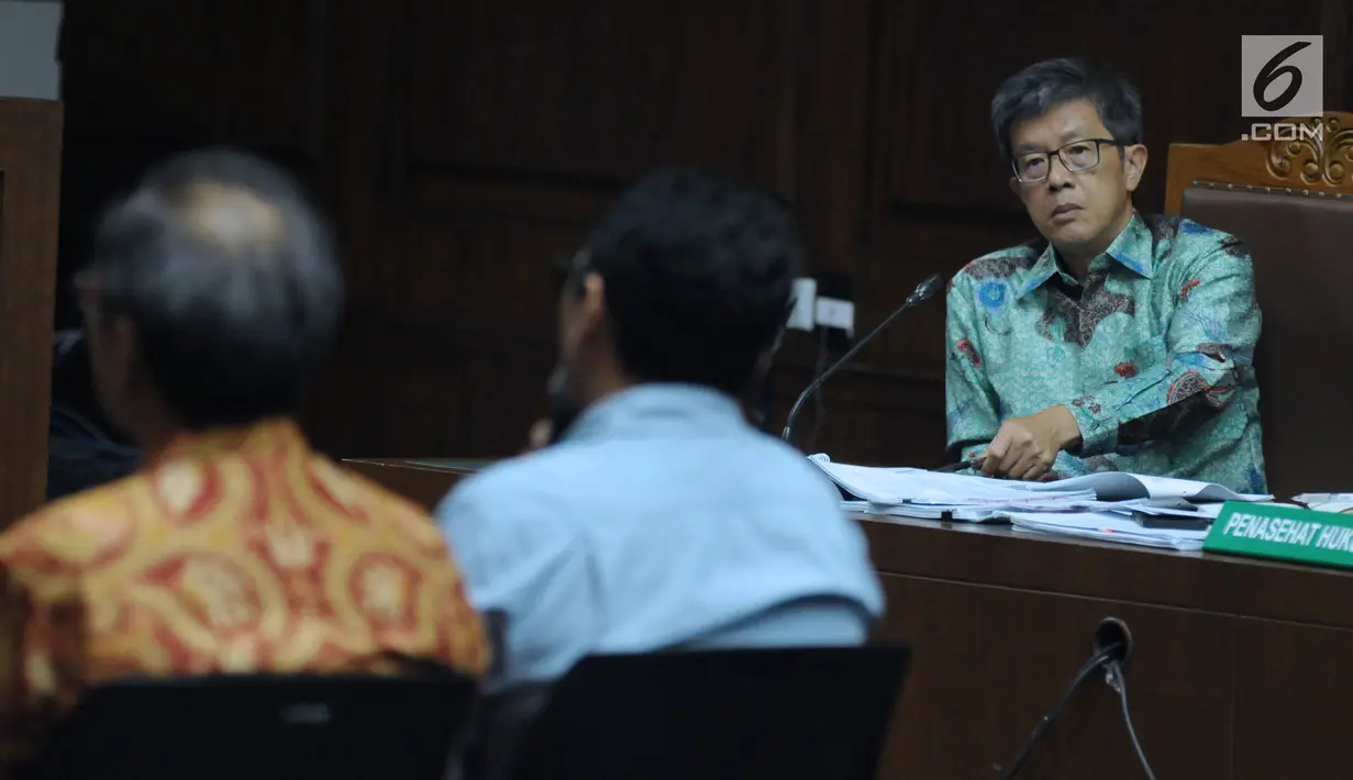 FOTO: Setya Novanto Jadi Saksi di Sidang Lanjutan Anang Sugiana - Foto Liputan6.com