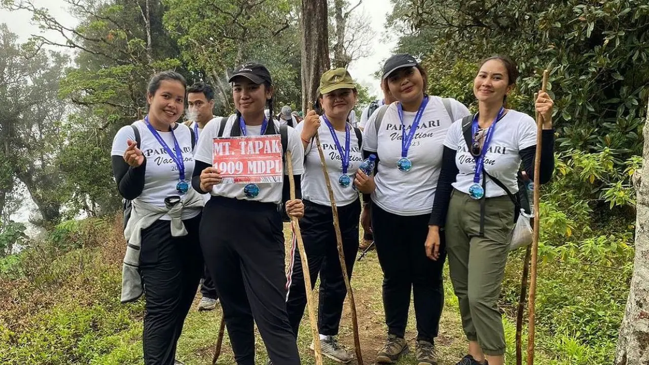 6 Fakta Menarik Gunung Tapak yang Merupakan Puncak Tertinggi ke-7 di ...
