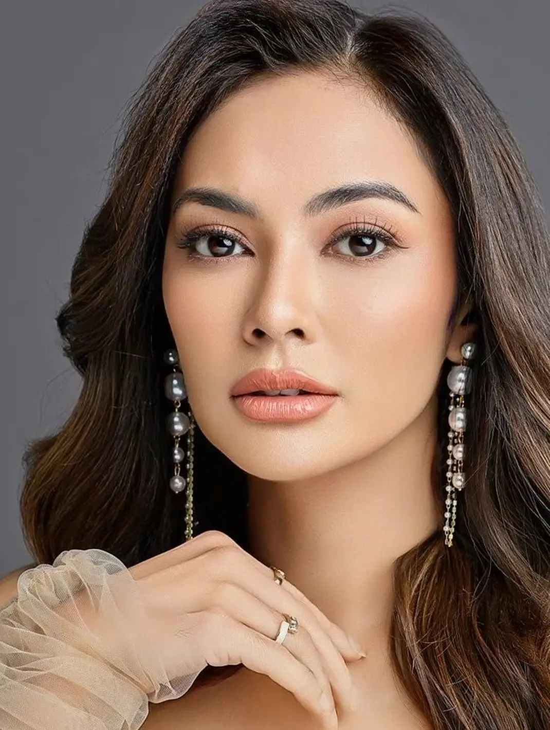 8 Pesona Cantik Menolak Tua Masayu Anastasia, Ratu FTV yang Diisukan ...