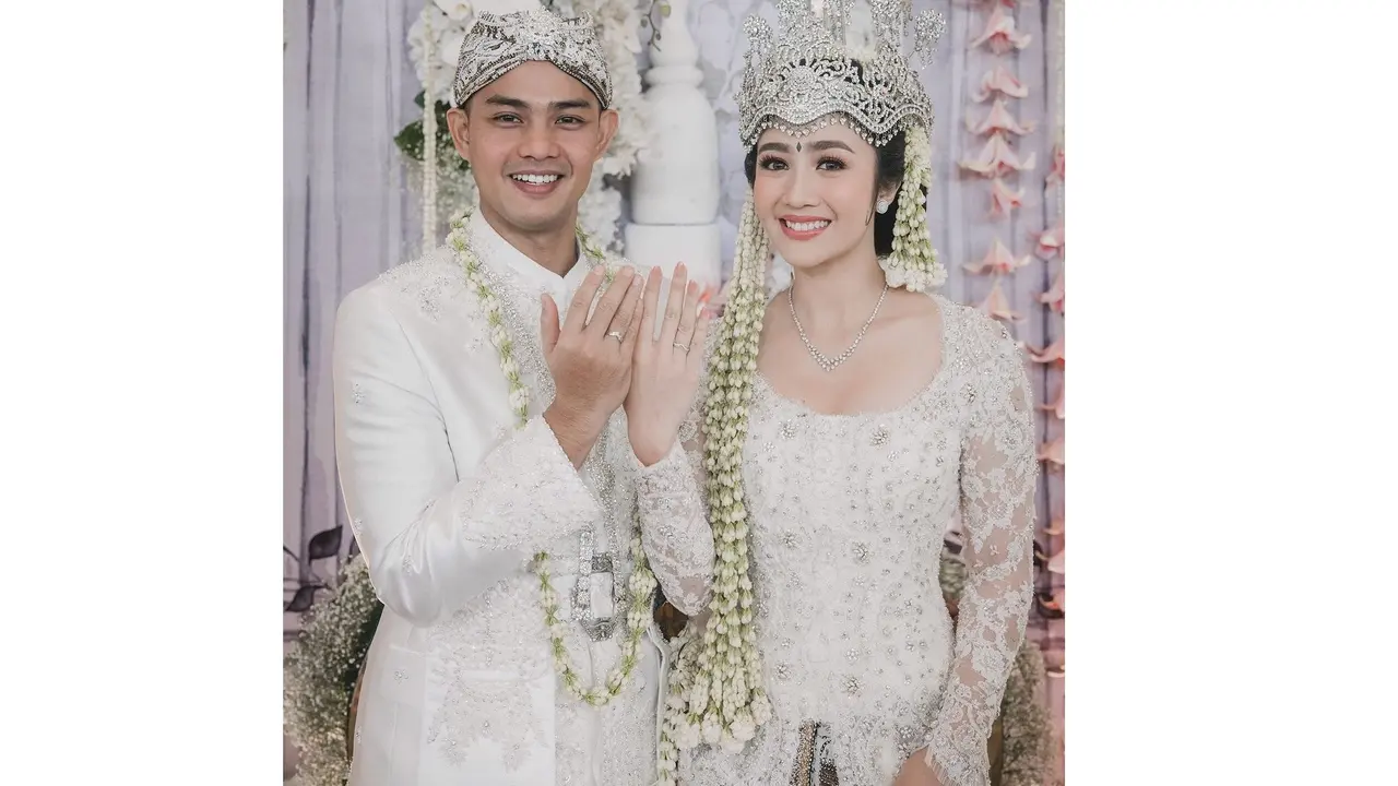Resmi Menikah, Ini 5 Potret Febby Rastanty Kenakan Singer Sunda Saat ...