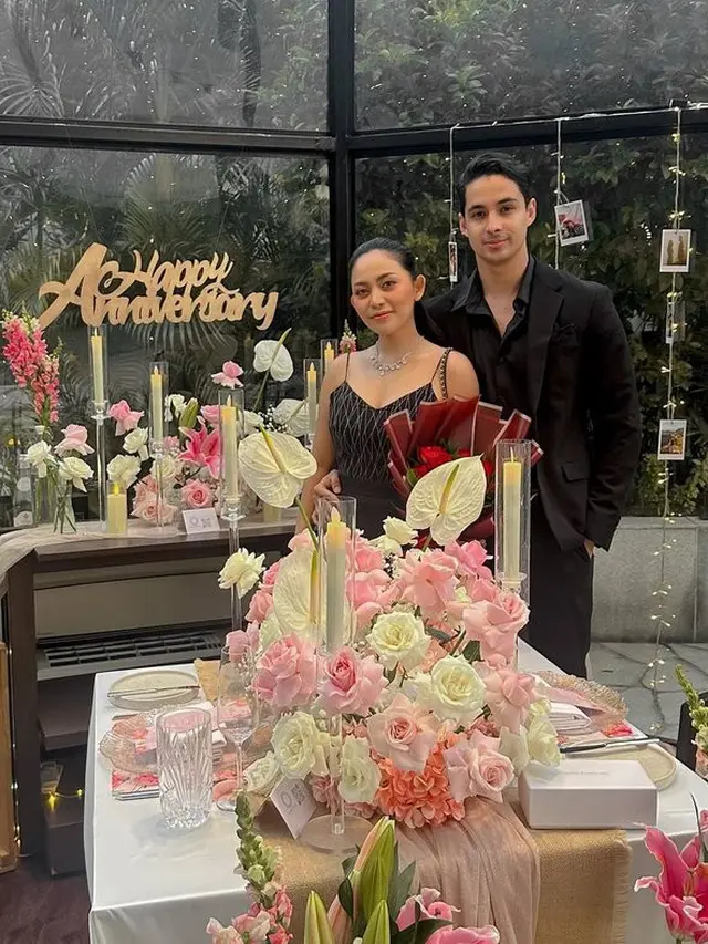 Potret Rachel Vennya Bersama Salim Nauderer, Mesra Foto Berdua Hingga ...