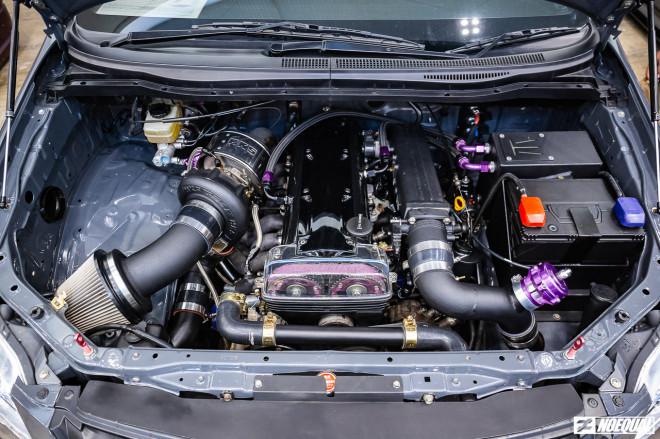 Modifikasi Edan, Toyota Innova Dijejali Mesin dari Toyota Supra ...