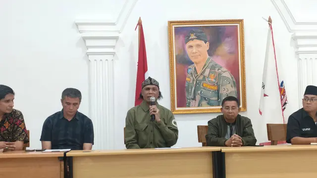 Pengurus Baru DPP GRIB, Hercules Perkuat Dukungan ke Prabowo - News Liputan6.com