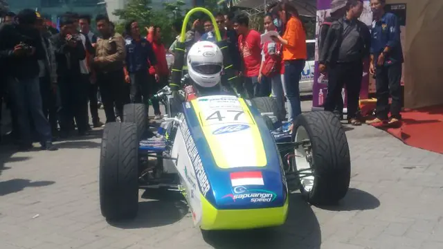 Walikota Risma Resmikan Formula Sapu Angin Speed III Karya ITS ...