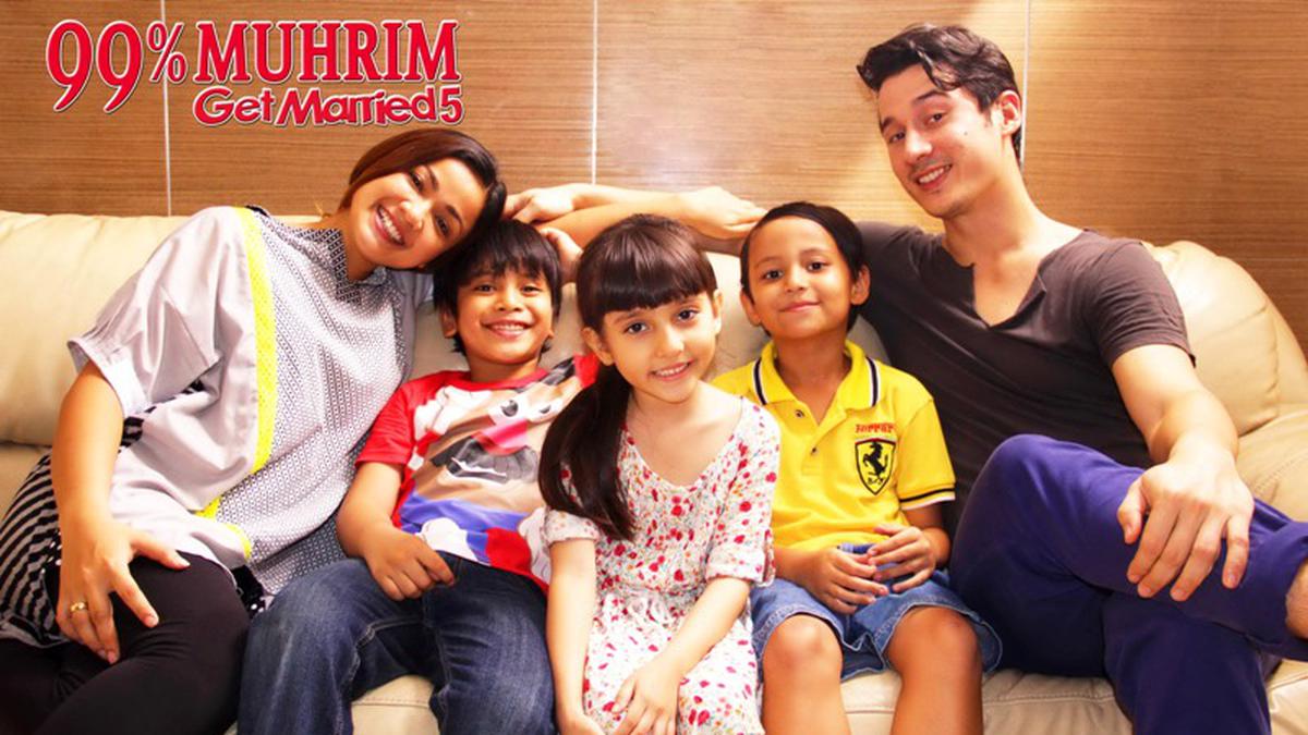 Review 99% Muhrim Get Married 5, Tetap Menggelitik Sarat Makna ...