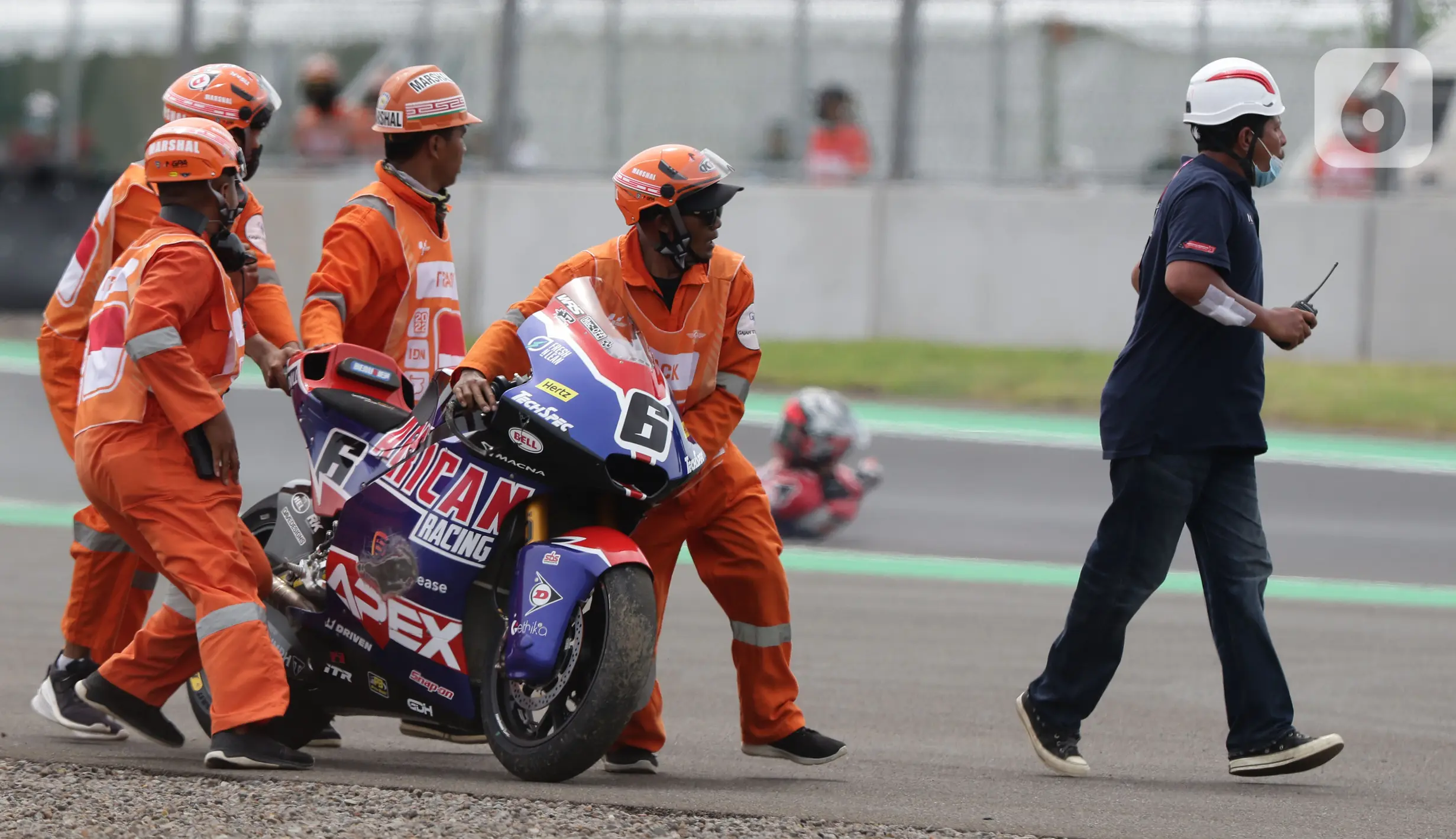 FOTO: Mengenal Tugas dan Fungsi Marshal Saat Perhelatan MotoGP - Foto ...
