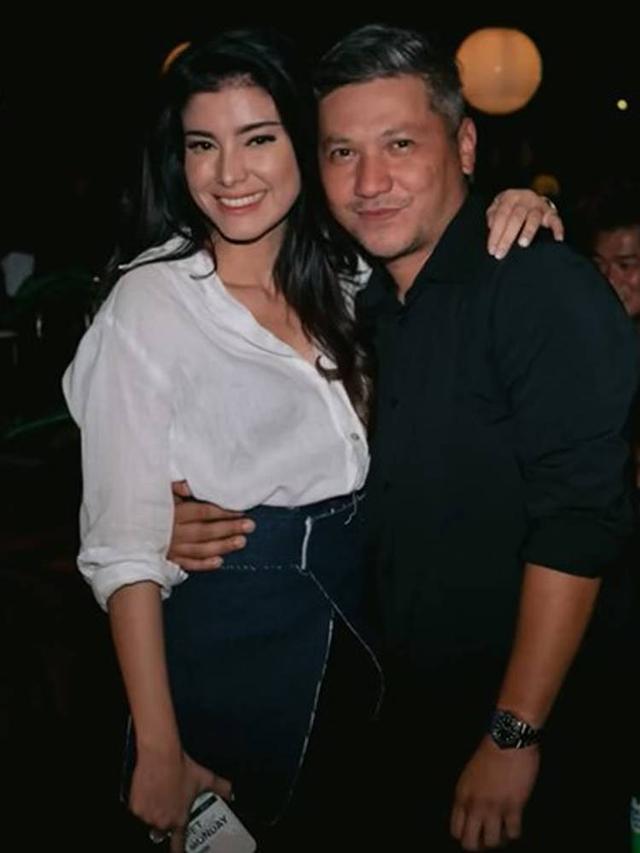 7 Potret Gading Marten dan Medina Dina yang Dikabarkan Pacaran - Hot Liputan6.com