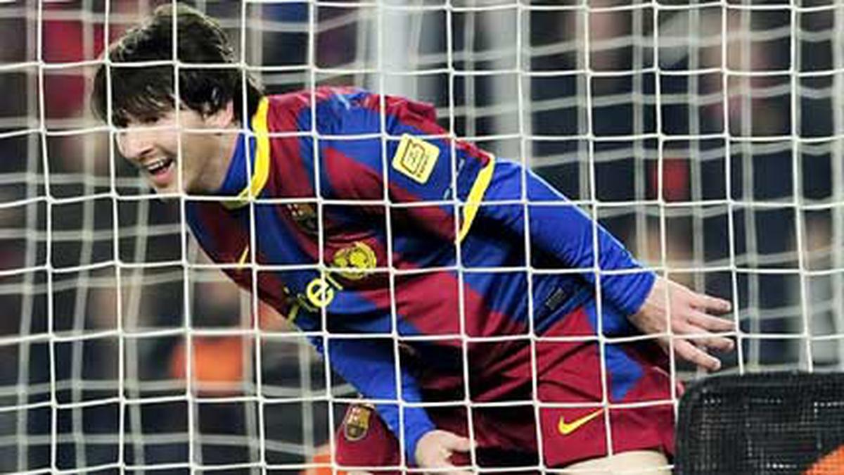 Messi Bawa Barca Pecahkan Rekor - Bola Liputan6.com