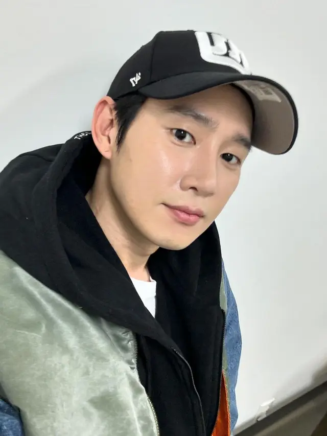 Park Sung Hoon Ungkap Kisah Pilu Ayahnya yang Lumpuh Akibat Pendarahan Otak dan Stroke - Health ...