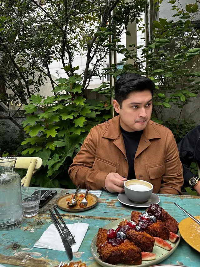 Profil Rizki Natakusumah Suami Beby Tsabina yang Baru Menikah, Sukses ...