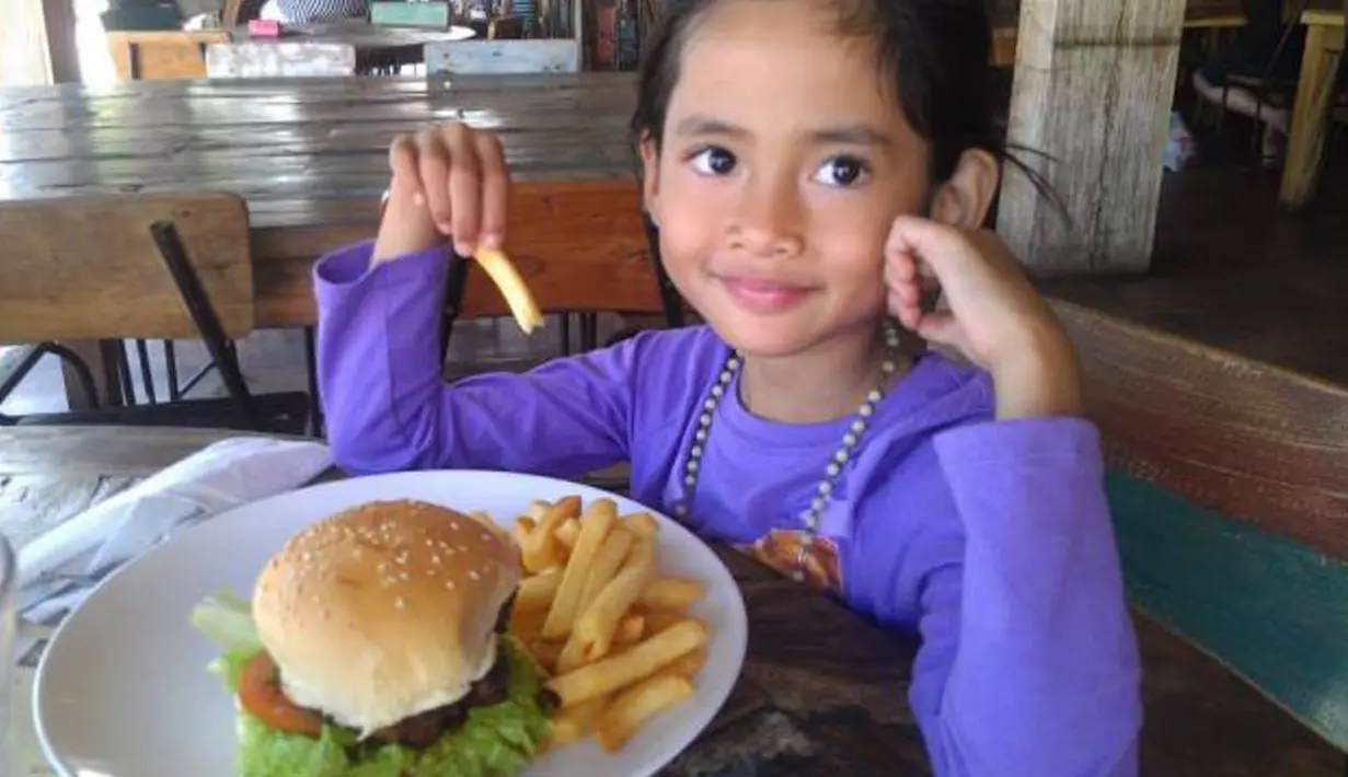 6 Pose Cantik Angeline Sebelum Meninggal - Foto Liputan6.com