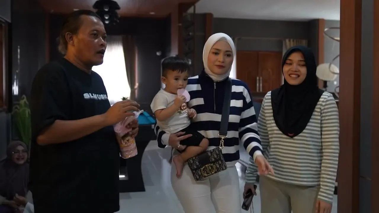 Nathalie Holscher Main ke Rumah Sule Bersama Adzam, Berikut Momen Hangatnya - Entertainment ...