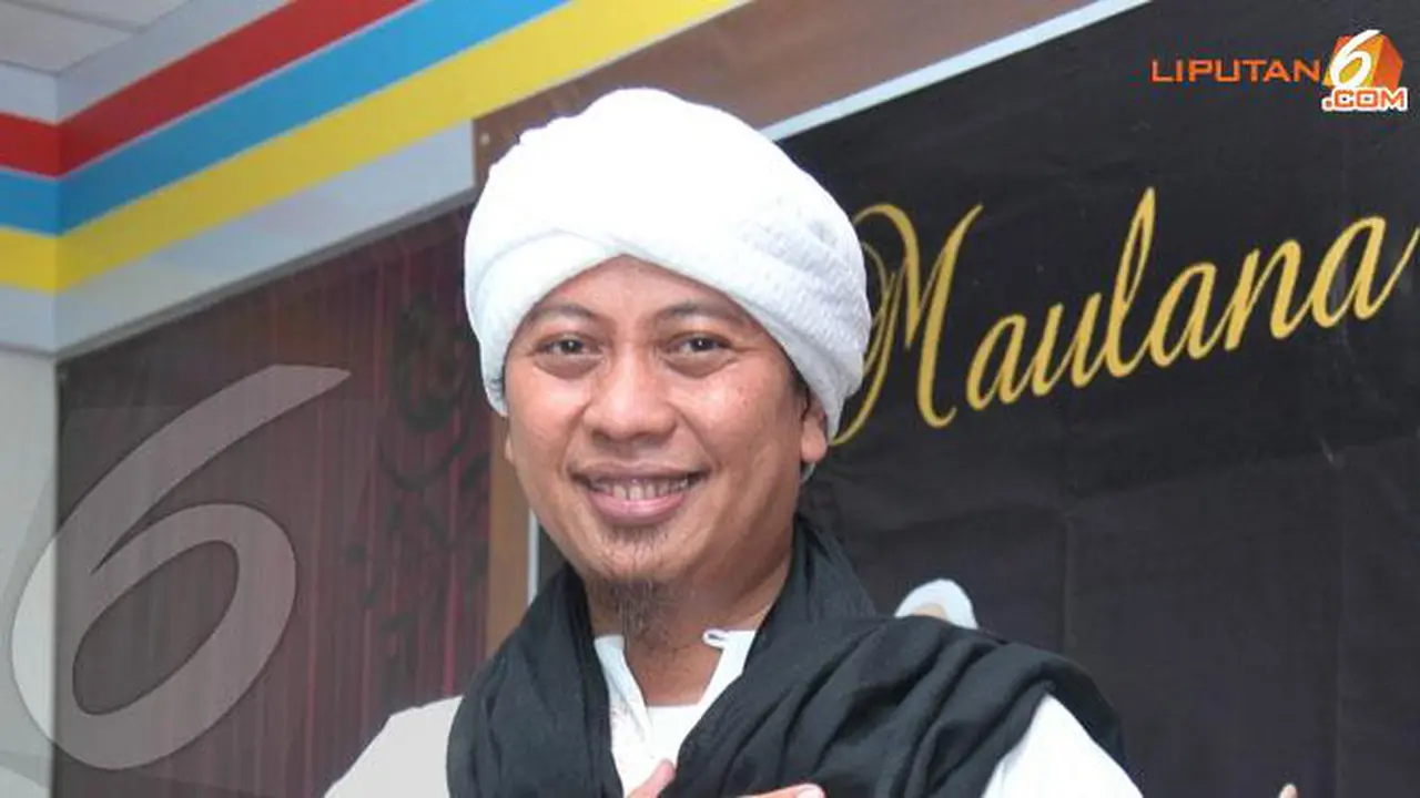 Opick Duet dan Nyanyi Lagu Ciptaan Anaknya di Album Baru - ShowBiz ...