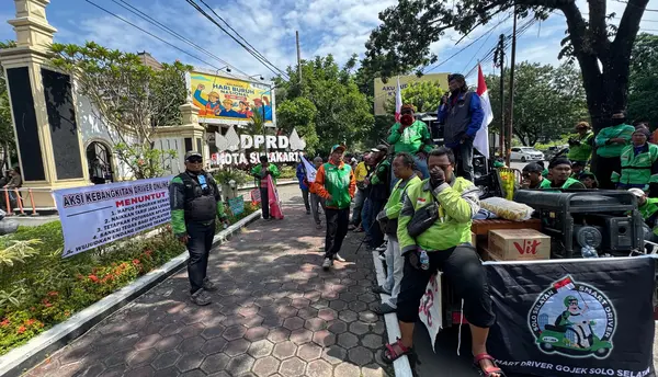 Mengenal Warung Taburai, Rumah Makan Baru Milik Praz Teguh di Kemang ...