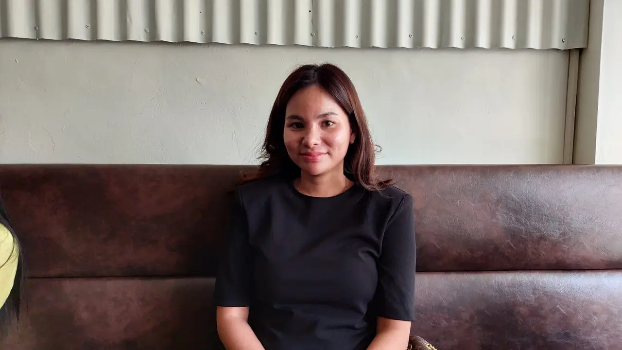 Istri Ko Apex Sedih Lihat Kebersamaan Suami Bersama Dinar Candy: Sudah ...