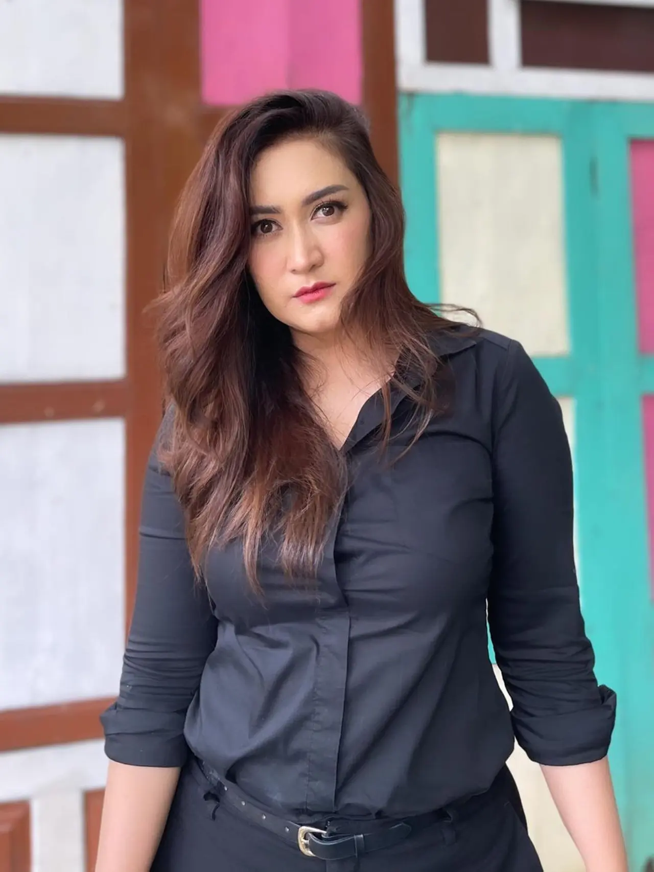 Nafa Urbach Emosi Kasus Kebaya Merah Makin Disorot: Masih Banyak yang Lebih Penting - ShowBiz ...