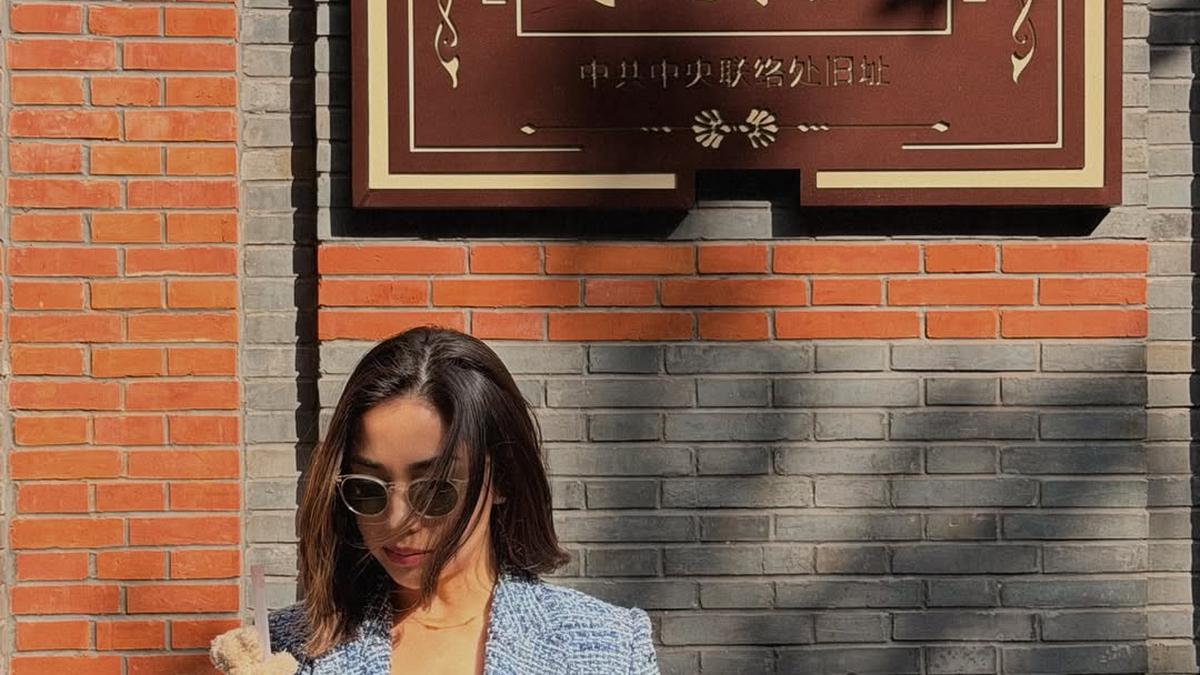 Nikita Willy Tampil Powerful Saat Liburan di Shanghai dengan Tweed ...