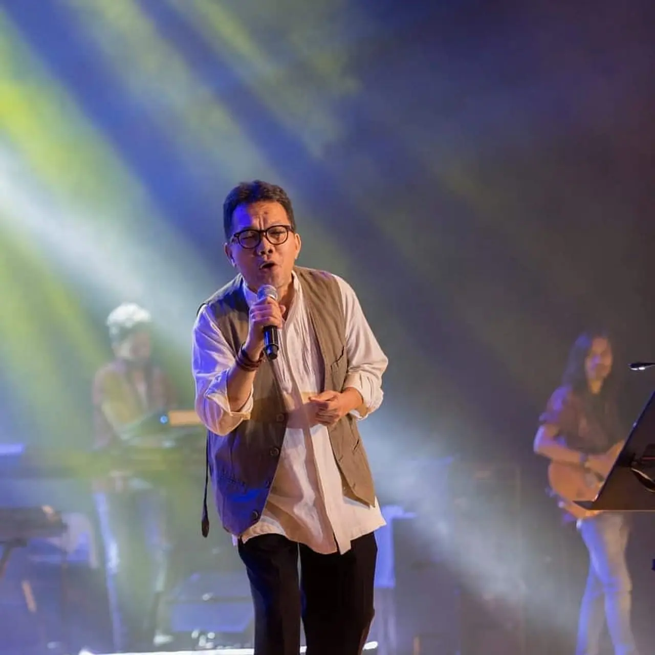 Profil Keenan Nasution, Musisi Legendaris Indonesia Pencipta Lagu ...