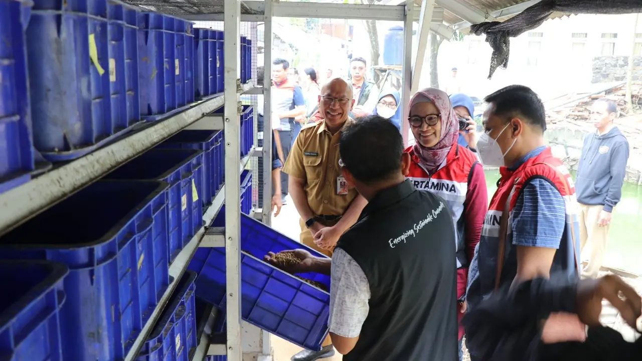 Pertamina Ajak Kolaborasi Pengelolaan Sampah Berkelanjutan di Bantar Gebang - On Off Liputan6.com