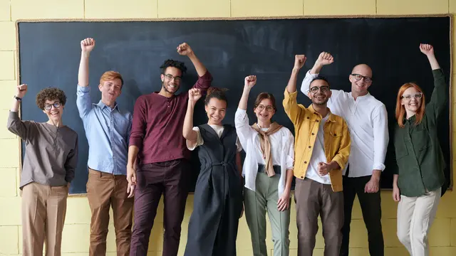 13 Pengertian Integrasi Sosial Menurut Para Ahli, Bentuk, Syarat, dan ...