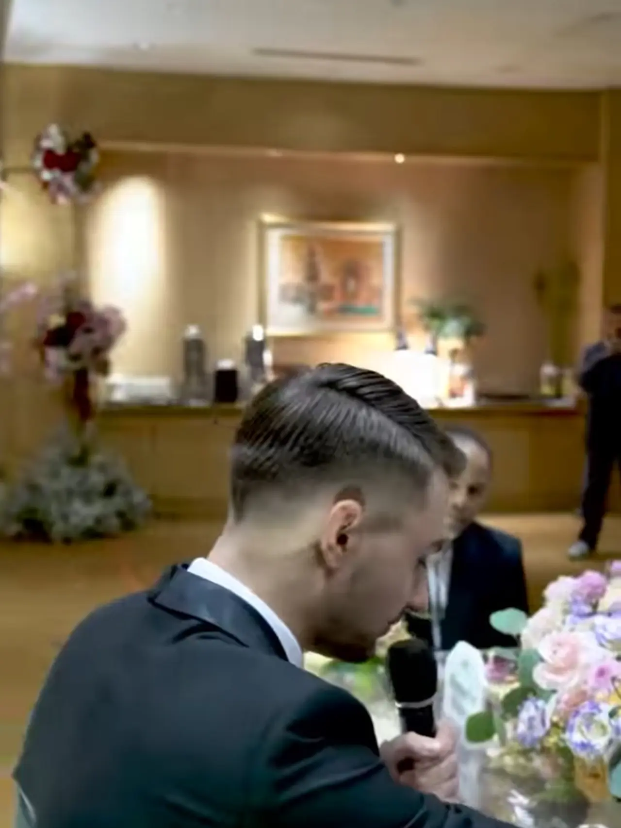 10 Potret Pernikahan Sarah Keihl dan Killian Potter, Sosok Suami ...