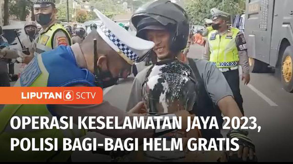 VIDEO: Operasi Keselamatan Jaya Digelar, Polisi Bagi-bagi Helm Gratis! - TV Liputan6.com