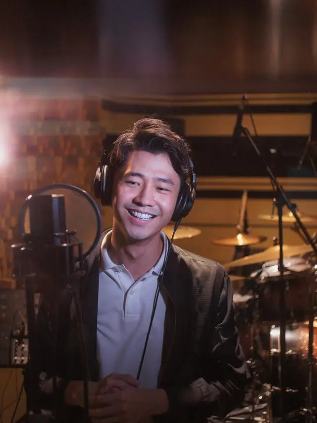 Penyanyi Han Chandra Persembahkan Single Baru untuk Bantu Anak-anak ...