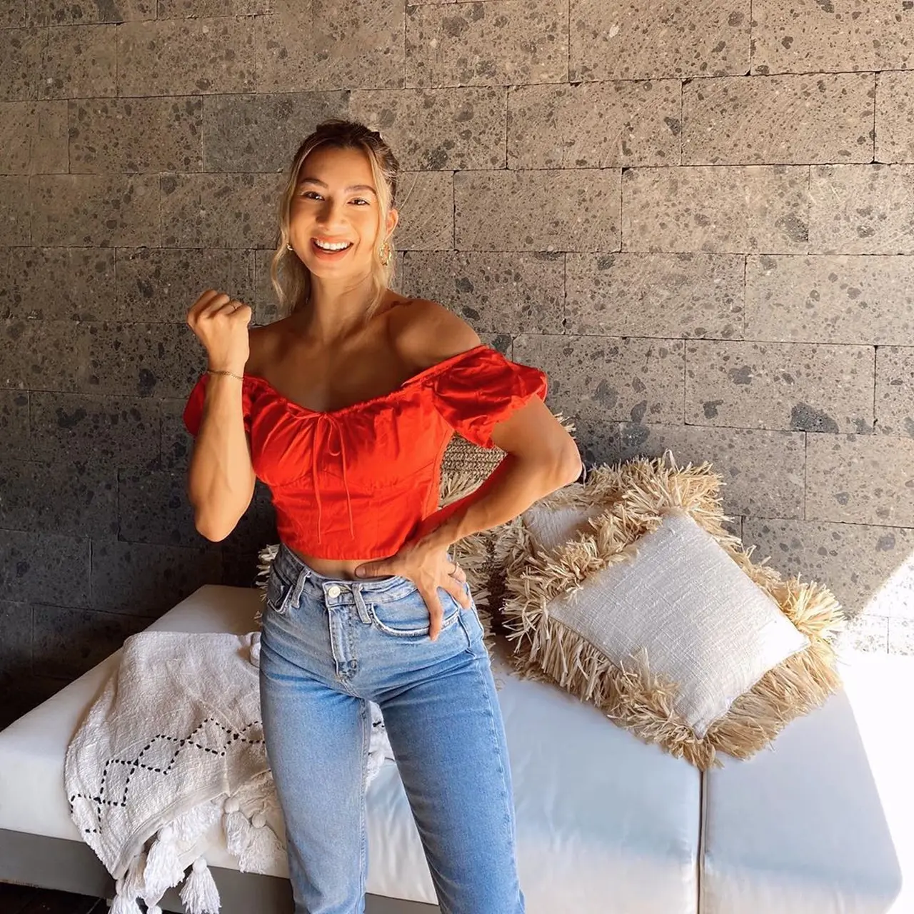 Jennifer Bachdim Kangen Olahraga Bareng, Bikin Kelas TikTok Training ...