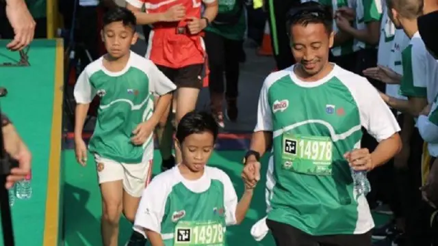 Bergaya Hidup Sehat Sejak Dini, 1.500 Keluarga Ramaikan Ajang Lari ...