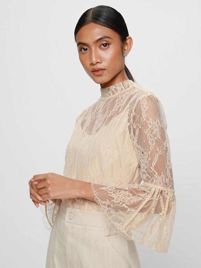 11 Model Atasan Brokat Pesta Modern Terkini 2025, Pilihan Stylish untuk ...