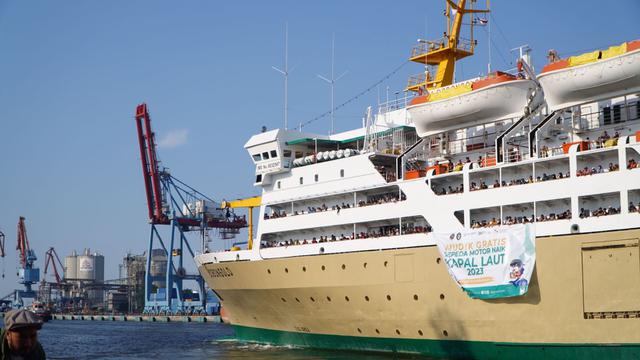 1.939 Orang Berangkat Mudik Gratis Kapal Laut dari Pelabuhan Tanjung Priok - Bisnis Liputan6.com