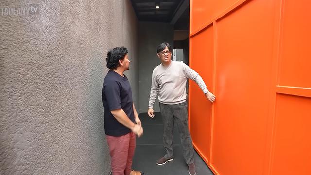 Potret Teras Rumah Tompi Gaya Industrial, Bisa Jadi Inspirasi