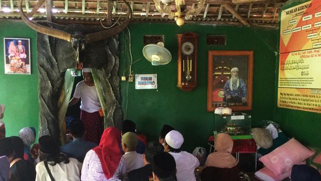 Biografi Mbah Fanani