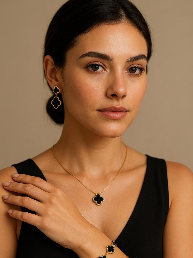 Satu Set Emas Bunga Hitam Clover 2025 yang Memikat, Solusi untuk ...