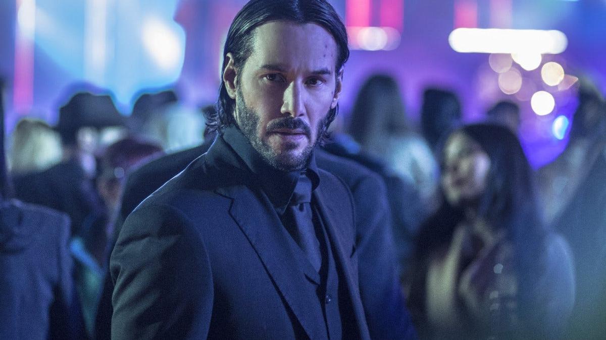 Tertangkap Kamera Pakai Jepit Rambut Kekinian, Keanu Reeves Jadi ...