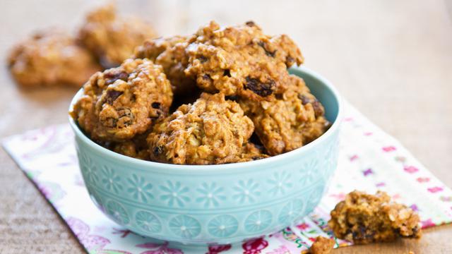 5 Resep Oatmeal Cookies Praktis untuk Camilan di Rumah - Food Fimela.com