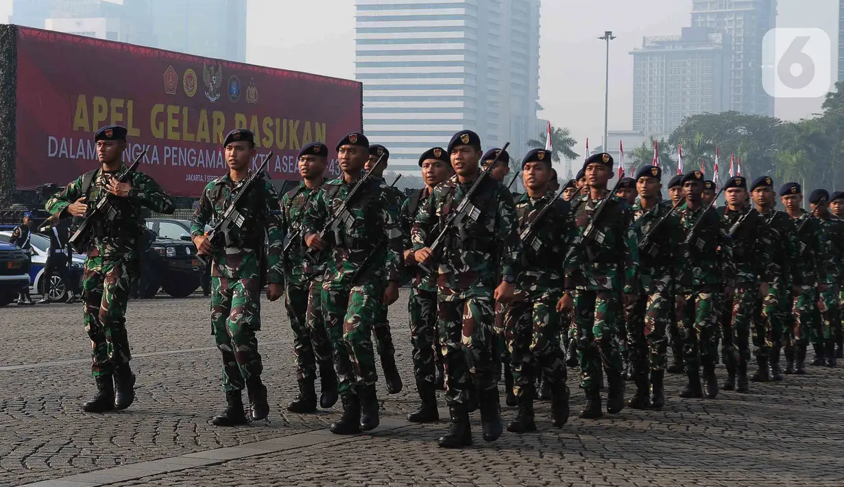 Kapolri dan Panglima TNI Pimpin Apel Gelar Pasukan Pengamanan KTT ASEAN ke-43 - Foto Liputan6.com