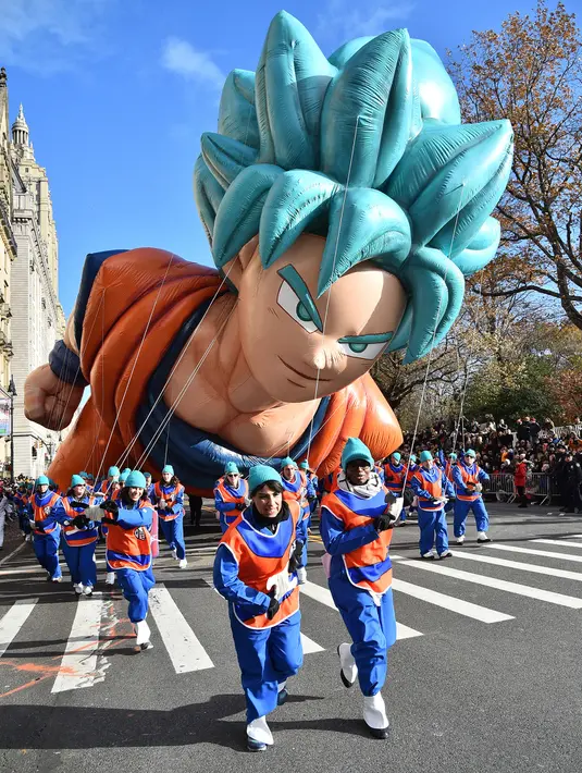 FOTO: Spongebob Hingga Pikachu Ramaikan Parade Thanksgiving di New York ...